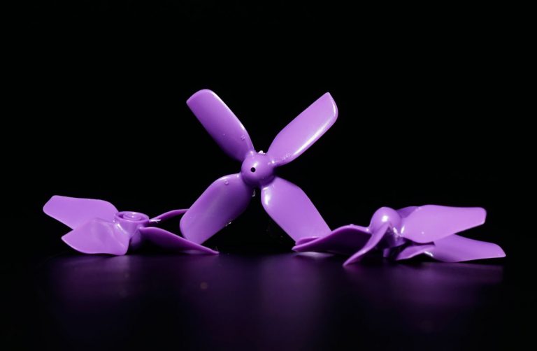HQ Whoop Prop 31mm 4Blade 1mm Propeller purple - Microsquad